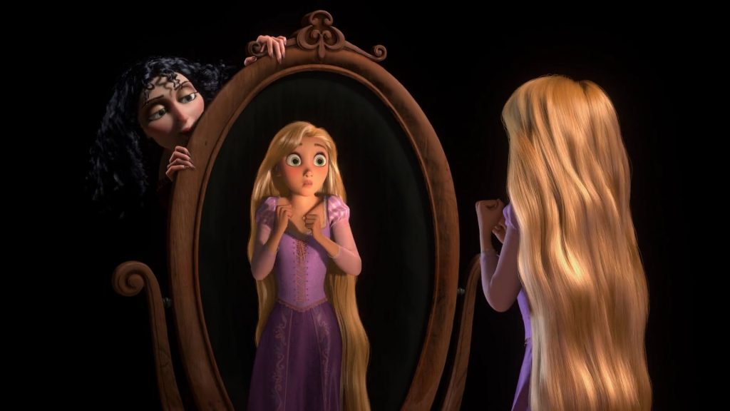 Light and mirror: analyzing "Tangled" - Agustín Carro Faustino